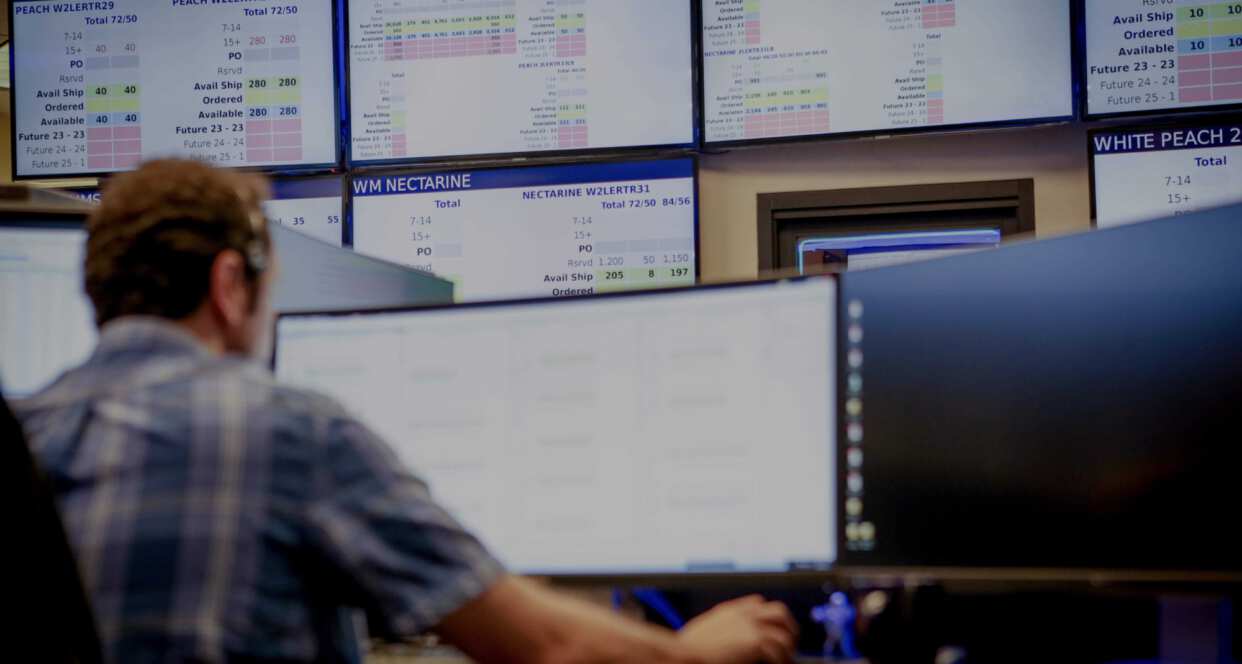 Famous Software - Famous Software